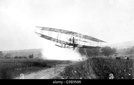 Glenn Curtiss in the June Bug airplane Stock Photo - Alamy