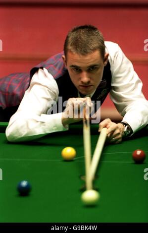 Scotland's Stephen Hendry on the first day of the World Championships ...