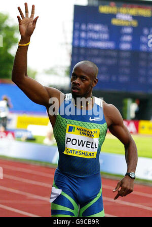 Jamaica's Asafa Powell celebrates after Jamaica win the 4x100m relay in ...