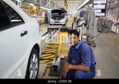 INDIA Maharashtra Pune, Daimler Chrysler Factory, assembly line for ...