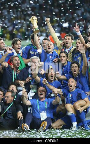 ITALY CELEBRATE ITALY V FRANCE OLYMPIASTADION BERLIN GERMANY 09 July ...