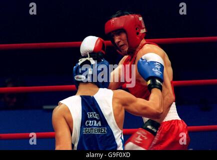 Sydney 2000 Olympic Games - Boxing - 71kg Final Stock Photo - Alamy