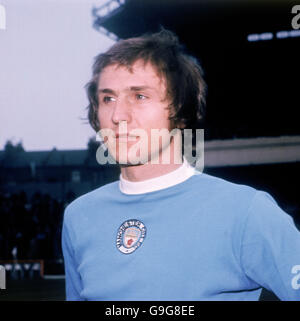 Soccer - Manchester City. Dennis Tueart, Manchester City Stock Photo ...