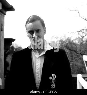 Cricket - Surrey. Peter May, Surrey Stock Photo - Alamy