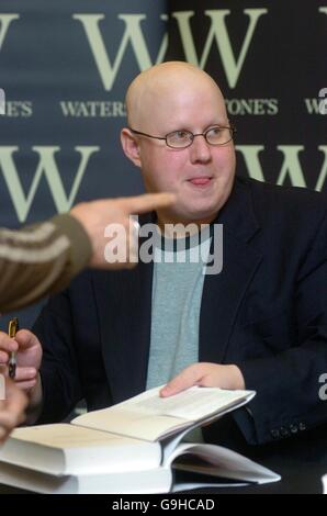 Matt Lucas at Waterstone's signing copies of their book " Little ...