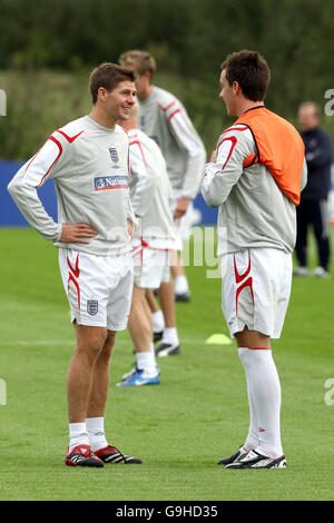 JOHN TERRY & STEVEN GERRARD ENGLAND V USA WEMBLEY STADIUM LONDON ...