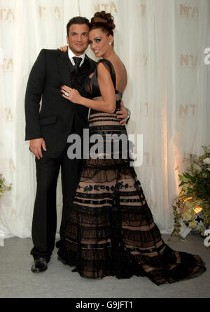 PETER ANDRE & JORDAN NATIONAL TELEVISION AWARDS 2005 ROYAL ALBERT HALL ...