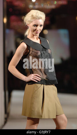 Cricket Fashion Event - Liverpool Stock Photo - Alamy