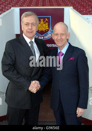 Ex-West Ham chairman Eggert Magnusson arriving at the May Fair Hotel ...