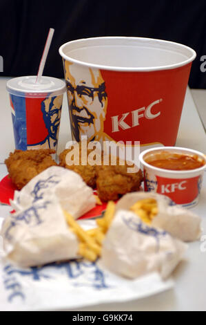KFC pedges to stop using unhealthy trans fats Stock Photo - Alamy