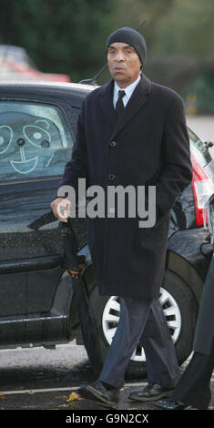 Alan 'Fluff' Freeman funeral Stock Photo - Alamy