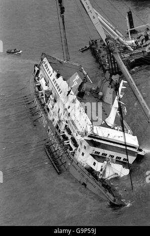 Herald of Free Enterprise Disaster Stock Photo - Alamy