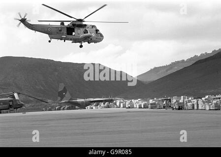 Falklands War - Sea King helicopter - Portsmouth Stock Photo - Alamy