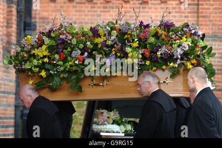 John Inman funeral Are You Being Served actors Wendy Richard and Trevor ...