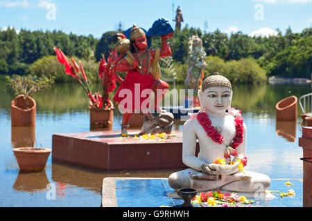 Hanuman and Vishnu, Buddha, Holy Hindu Lake Ganga Talao, Grand Bassin ...