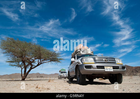 Jeep Safari in desert, Egypt Stock Photo - Alamy