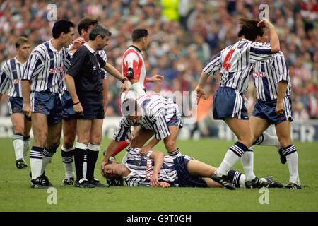 STEVE LILWALL WEST BROMWICH ALBION FC 10 September 1993 Stock Photo - Alamy