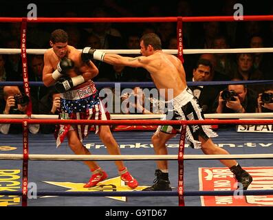 Boxing - WBO Title - Peter Manfredo v Joe Calzaghe - Millennium Stadium ...