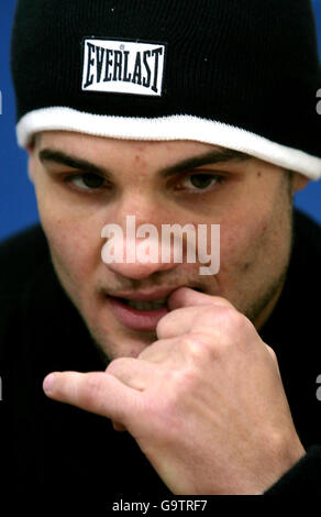 Boxing - Peter Manfredo Presser/Training - Cardiff. USA's Peter ...