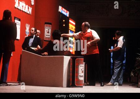 Darts, Leighton Rees. Leighton Rees Stock Photo - Alamy