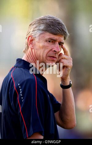 Soccer - Friendly - Arsenal v Real Mallorca. Sol Campbell, Arsenal ...