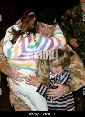 Lieutenant Colonel Tim Sandiford from the 1st Battalion The ...