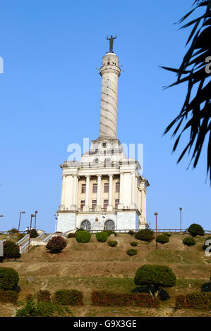 Dominican Republic, Santiago de Los Caballeros, Monumento a los Heroes ...