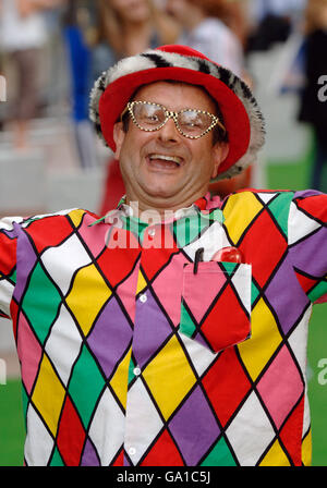 Timmy Mallet arrives for the UK Premiere of Shrek The Third at the ...