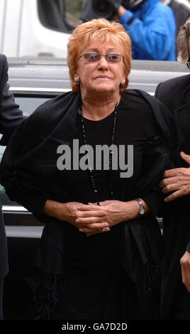 Mike Reid's widow Shirley arrives at the funeral of her late husband ...