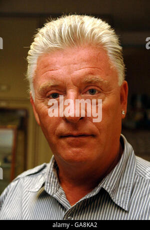 Medium and psychic Derek Acorah during a visit to the Petrie Museum of ...