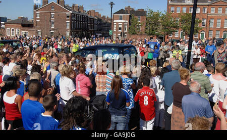 Crowds gather around Liverpool's Anglican Cathedral gates for the ...