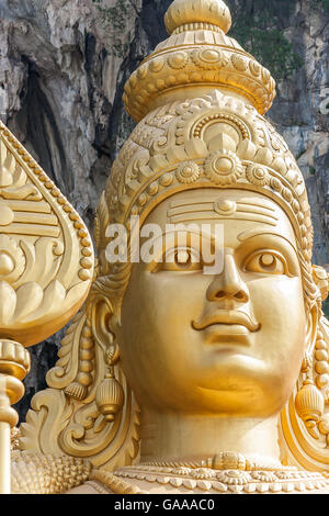Batu Caves with giant Murugan statue and big crowds during Thaipusam ...