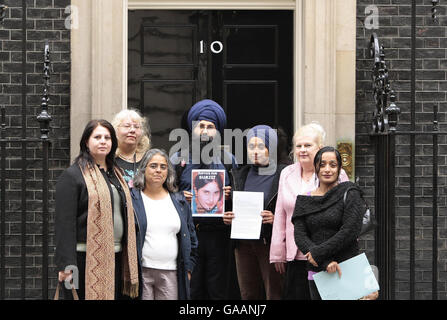 Family and friends of Surjit Kaur Athwal, who was the victim of an ...