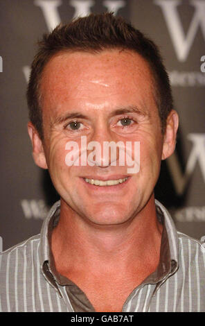 Explorer and television presenter Bruce Parry with his new book 'Tribe ...