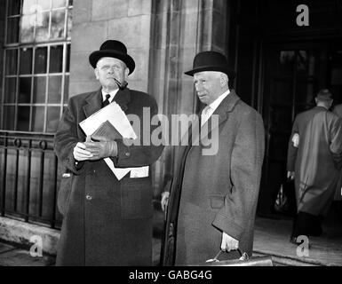 (L-R) Football League Secretary Alan Hardaker and President Joe ...