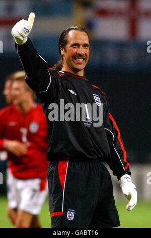 England's goalkeeper David Seaman celebrates his winning save during ...