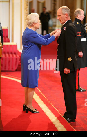 Warrant Officer 1st Class Martin Allen is made an MBE by The Queen at ...