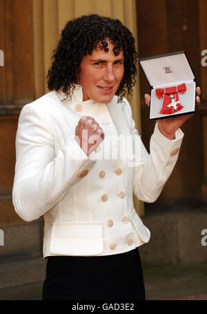 Britains top female boxer and five times world champion, Jane Couch ...