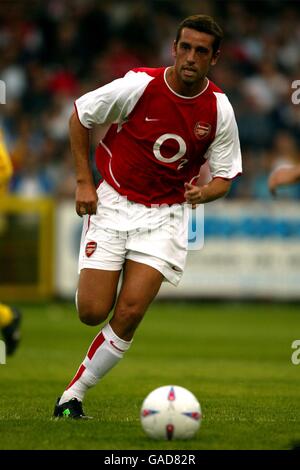 Soccer - Friendly - Stevenage Borough v Arsenal Stock Photo - Alamy