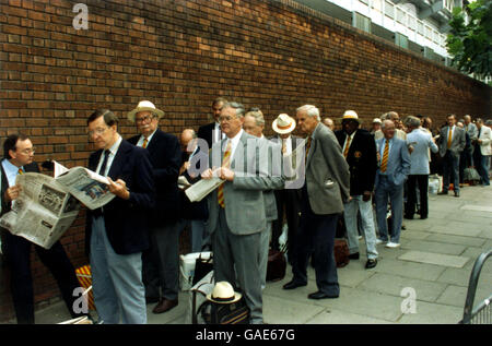MCC members queue outside Lord's, London, ahead of the England v New ...