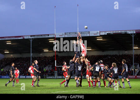 A general view of a line-out during the Autumn Nations Series match at ...
