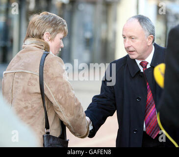 Family of murder victim meet Irish foreign minister Stock Photo - Alamy