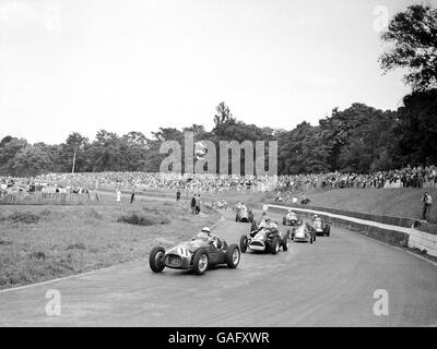 Lance Macklin leads the race in his HWM II Stock Photo - Alamy