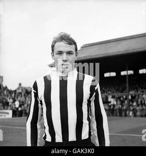 Bryan 'Pop' Robson, Newcastle United Stock Photo - Alamy