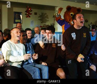 Steve Jagielka, Shrewsbury Town Stock Photo - Alamy