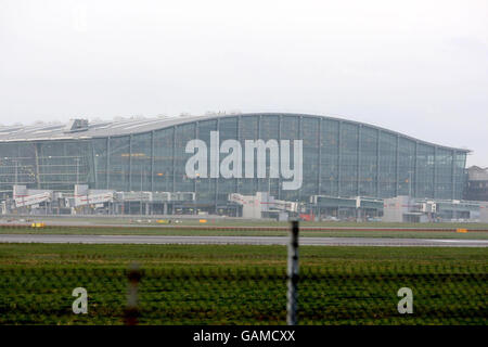 A general view of Terminal 5 (T5) at Heathrow Airport in London Stock ...