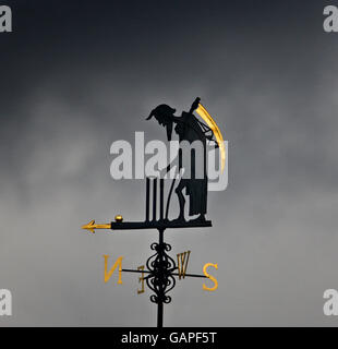 Father Time weathervane at Lord's cricket ground Stock Photo - Alamy