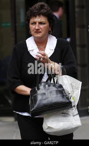 Lorraine Scott arrives at Edinburgh Sheriff Court for the fatal ...