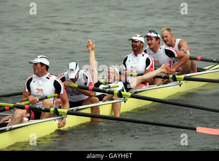 Leander Rowing Club celebrate beating R.S.V University Okeanos and D.S ...
