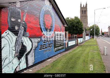 Ulster loyalist wall mural on corner of Canada St Belfast depicting ...